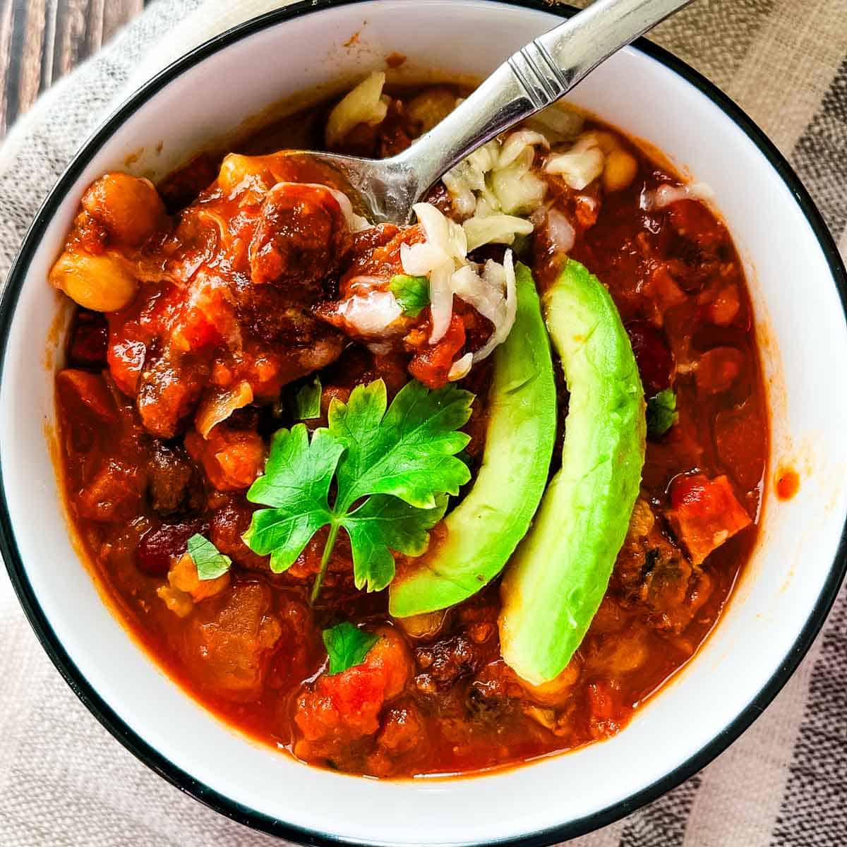 Smoked brisket chili with beans