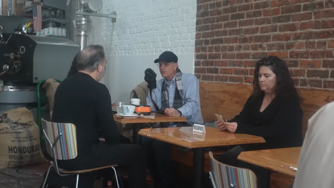 This man thought he had real telekinesis - seconds later a phone flew ...