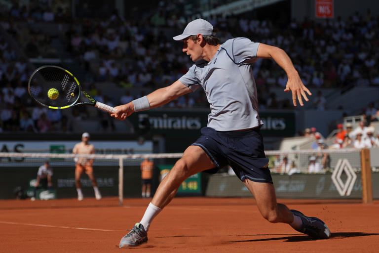 ‘Relieved’ Djokovic books French Open blockbuster after battling heat