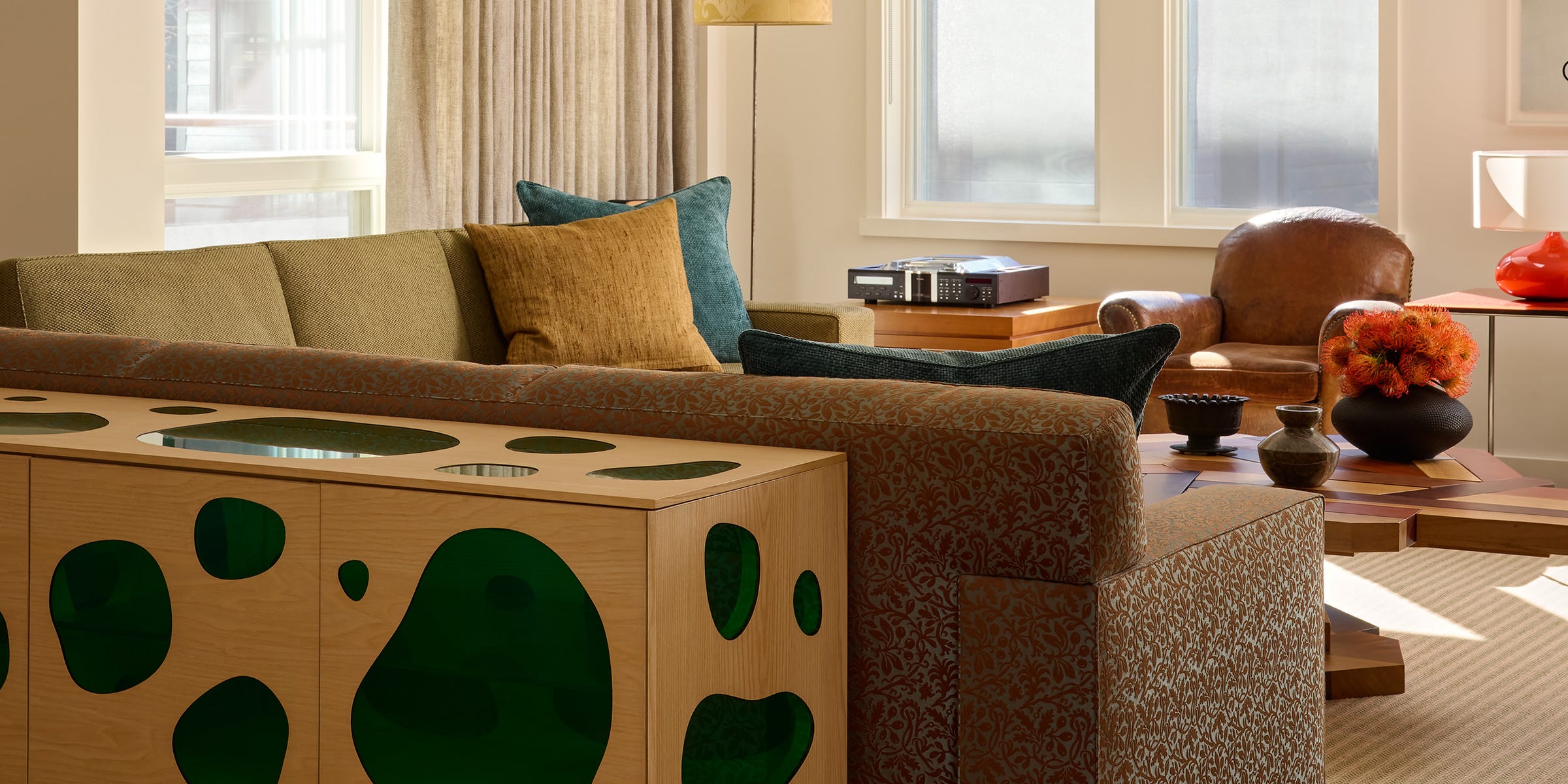 This sleek and modern Aspen penthouse looks nothing like a traditional ...
