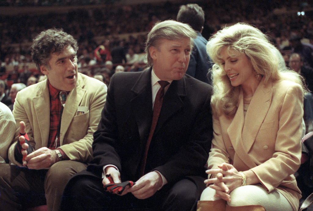 Kathy Hochul tries mocking Trump over his supposed Knicks fandom, winds ...