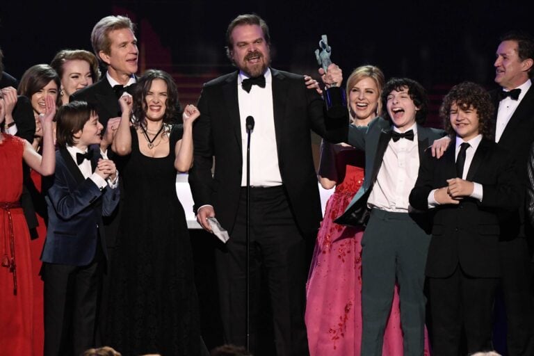 David Harbour explains absences and 'erratic behavior'