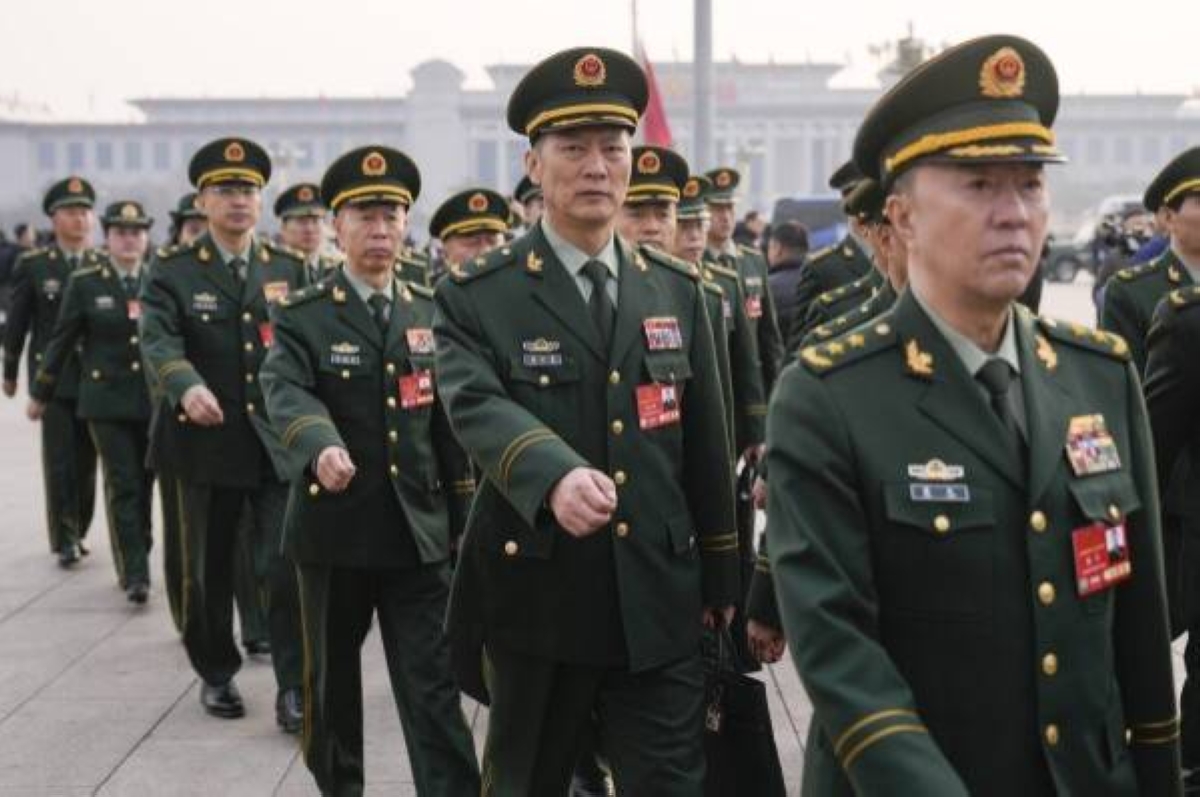 China issues new rules to keep senior military officials in check