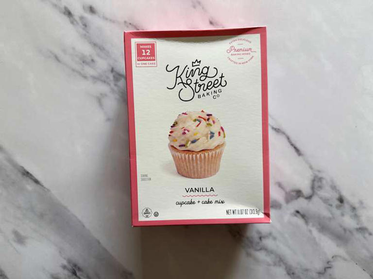 This underrated boxed cake mix is so good, you'd think it was homemade ...