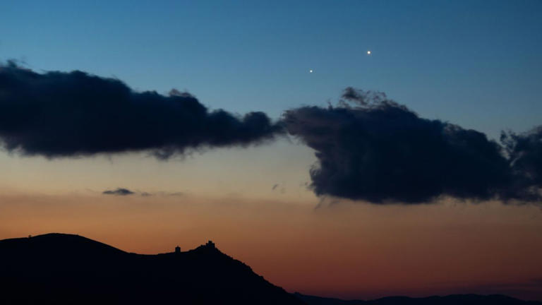 3 planets will line up in the night sky tonight: Here's where to look ...