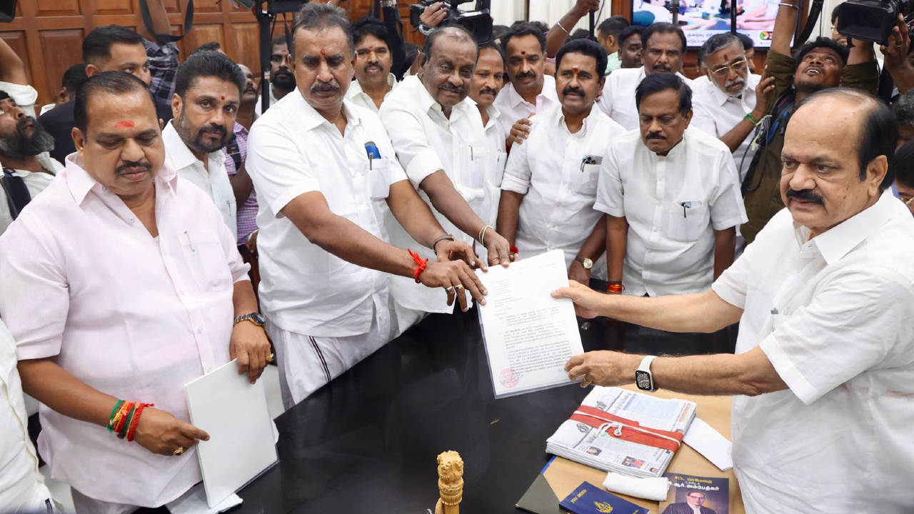 Two AIADMK factions reunite after fortnight-long power struggle; cracks ...