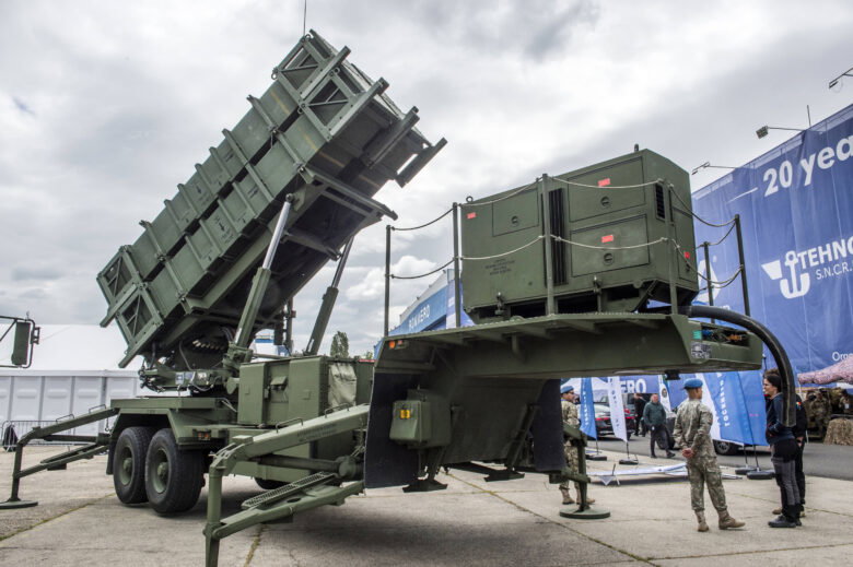 Le groupe de défense israélien Elbit Systems annonce un carnet de ...