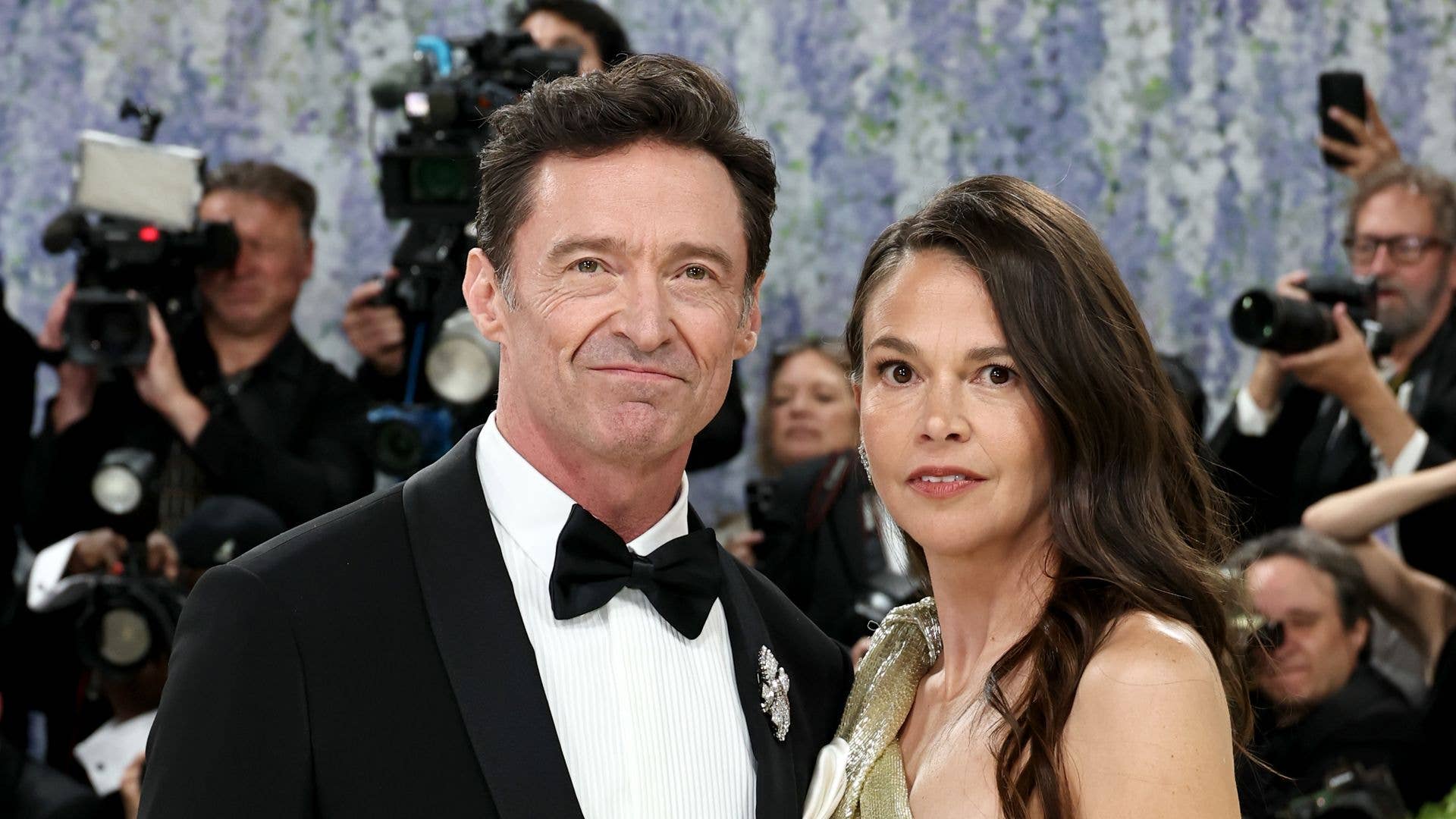 Hugh Jackman's girlfriend Sutton Foster admits feeling really alone in ...