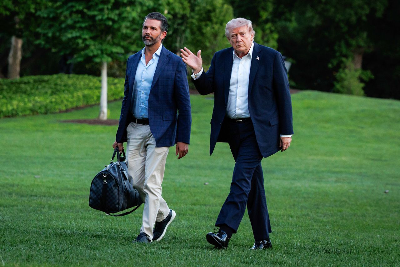 Jimmy Kimmel tears into Donald Trump for skipping Don Jr.'s wedding ...