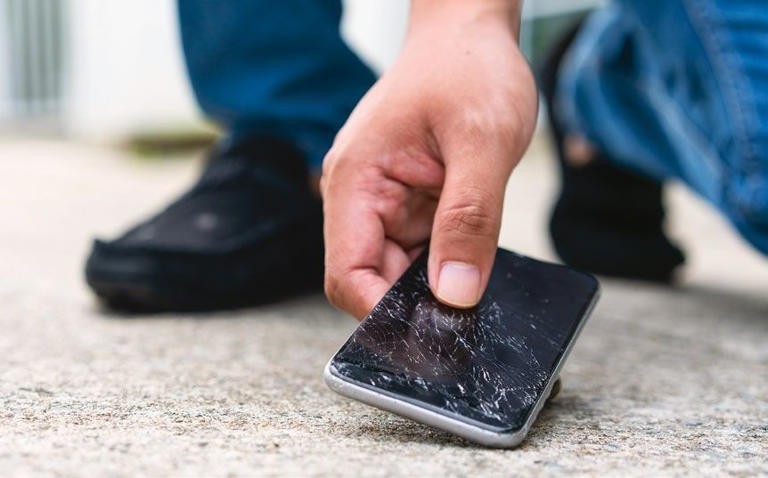What to know about smartphone insurance