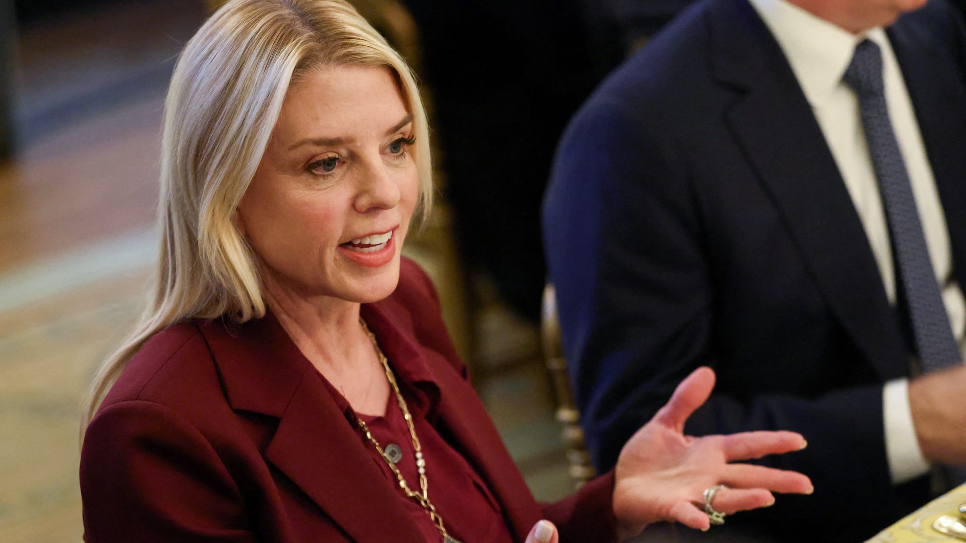 Pam Bondi reportedly has thyroid cancer. Symptoms, survival rate