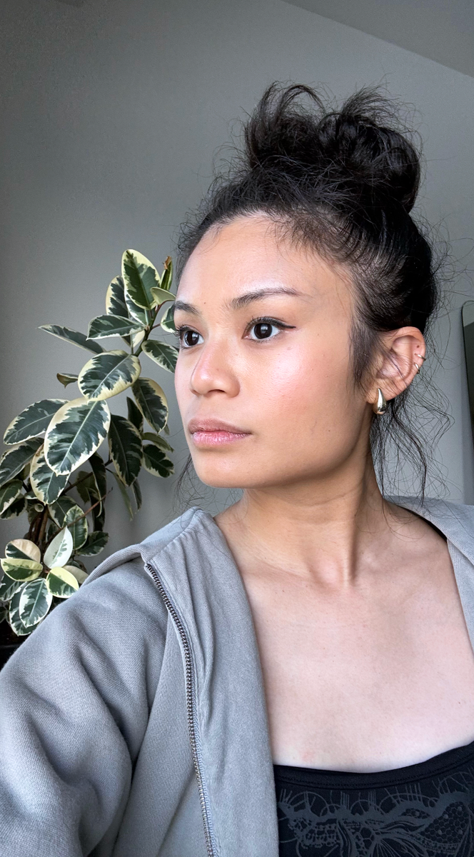 I’ve used this viral glassy skin spray for a year—and I’m still obsessed