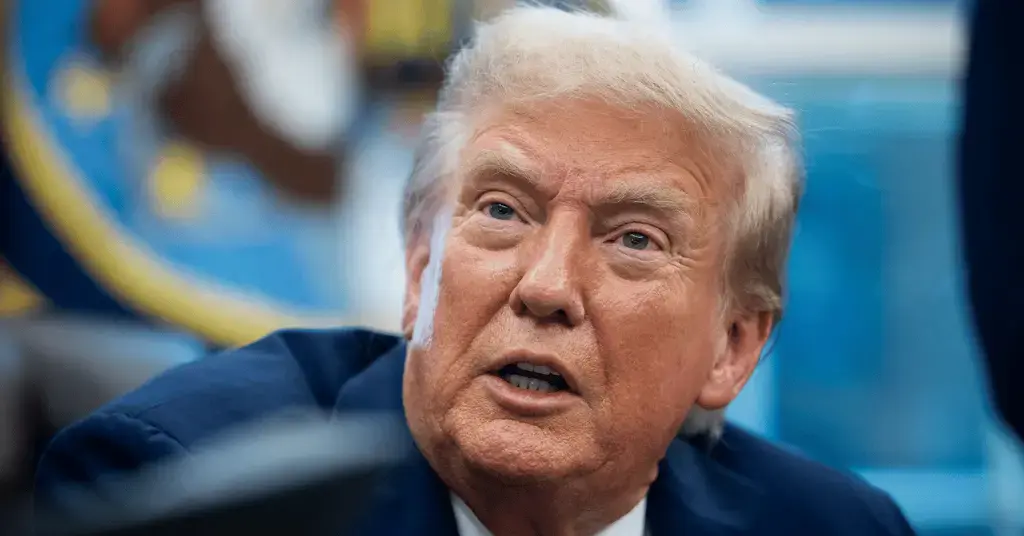 Veteran political strategist predicts what will finally force Trump out ...