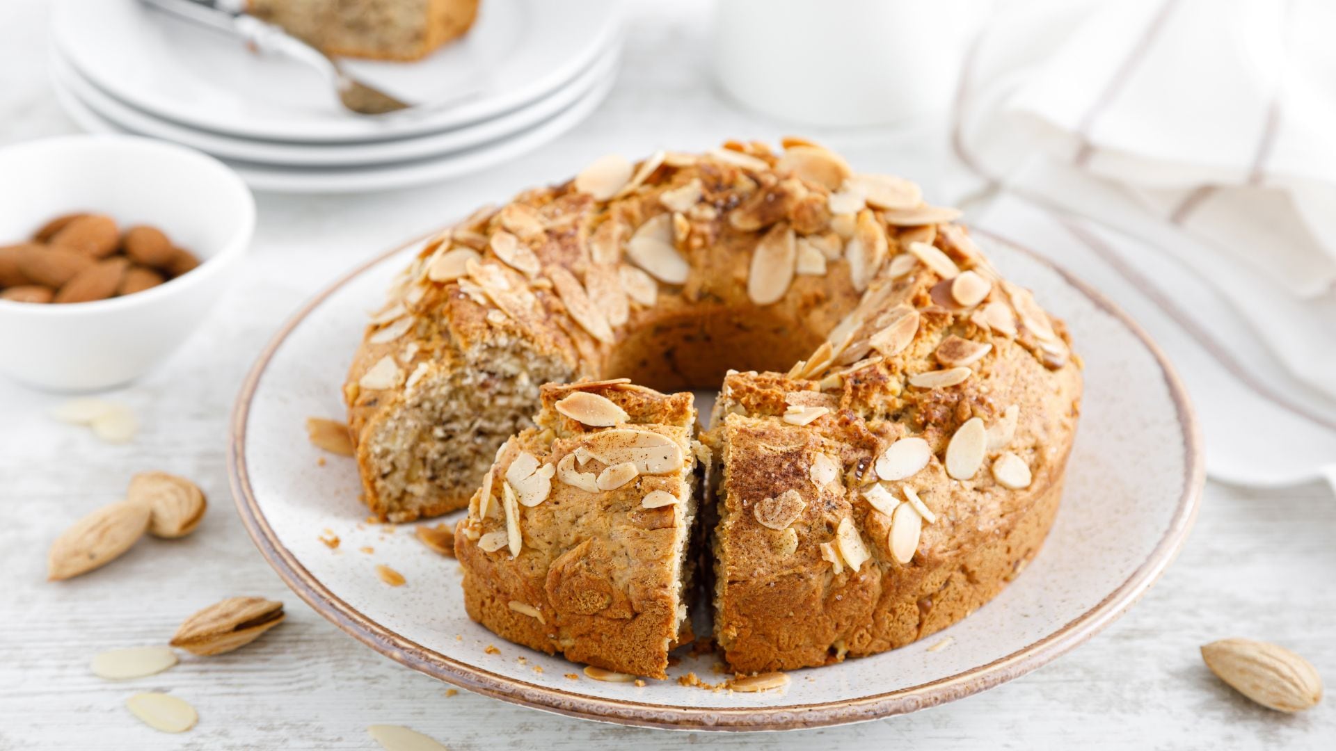 Torta de nueces y almendras sin harina ni azúcar y súper proteica: cómo ...