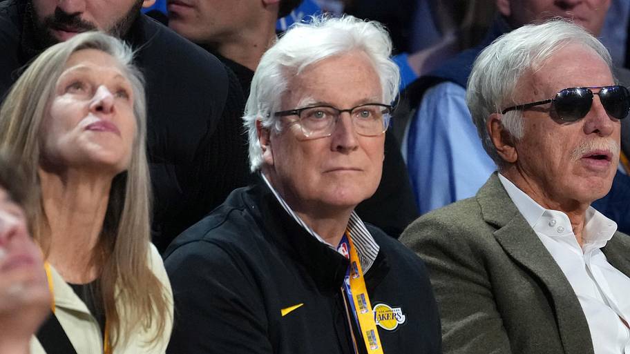 Lakers’ Mark Walter era takes dramatic turn with major internal shakeup