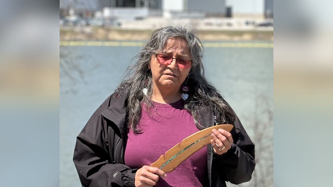 First Nations step up efforts to have Dryden, Ont., paper mill shut ...