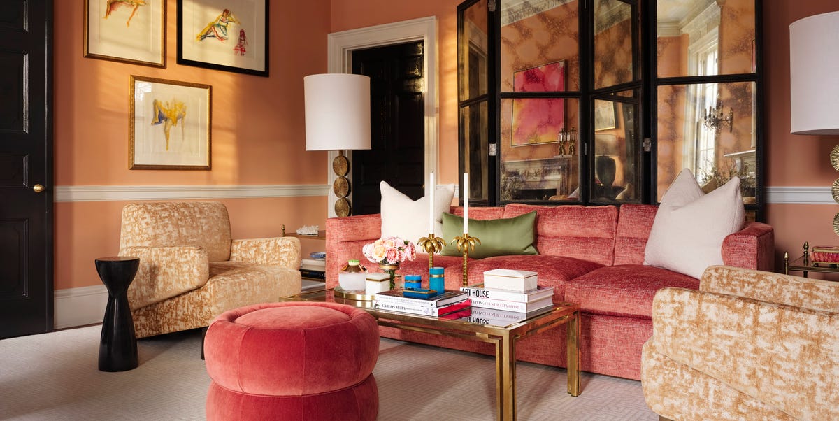 These designer-approved tricks will maximize seating in any tiny living ...
