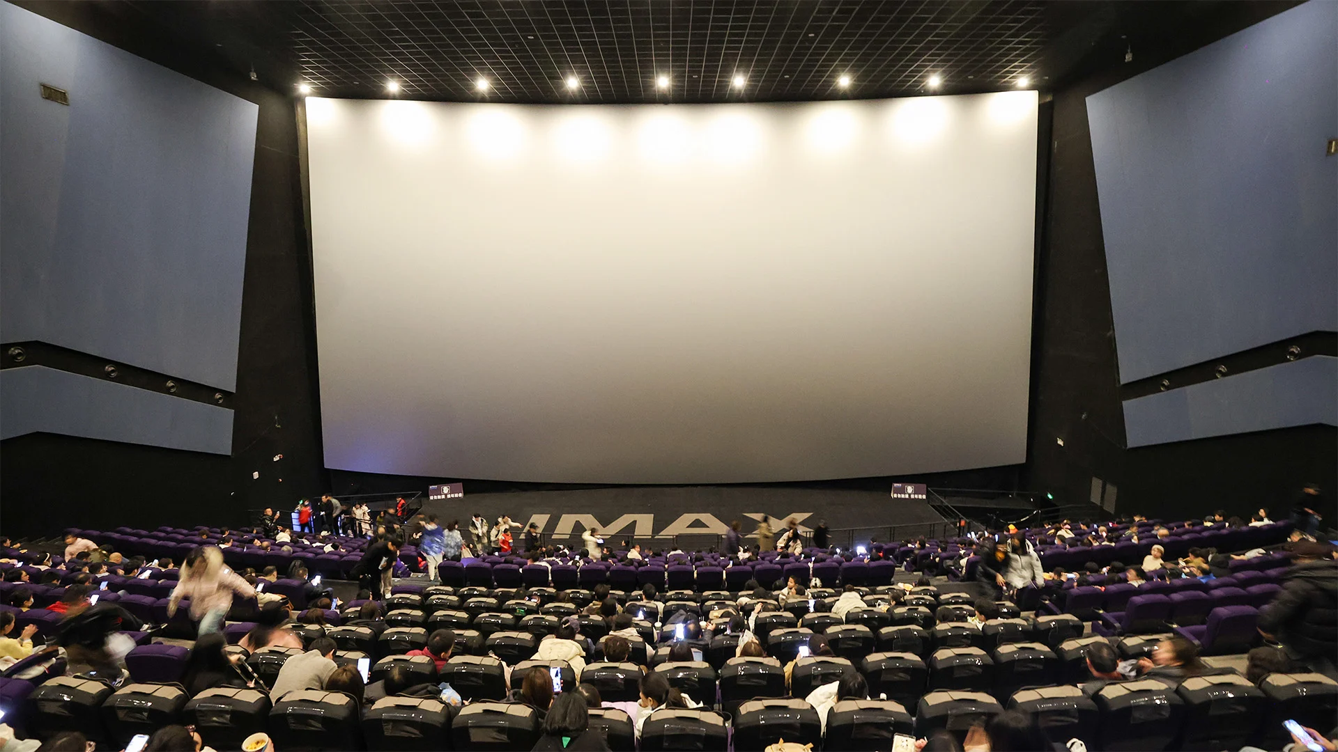 As movie theaters struggle, IMAX continues to grow. Now, it’s exploring ...