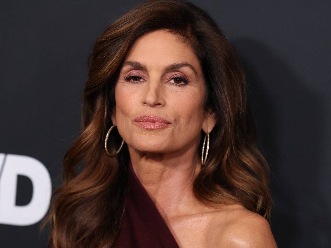 Cindy Crawford: She's had eye problems since turning 50