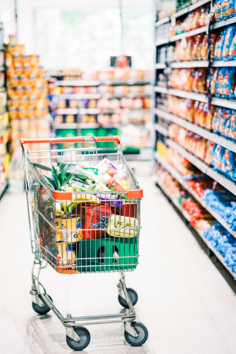 Minimizing waste: How to avoid buying excess groceries