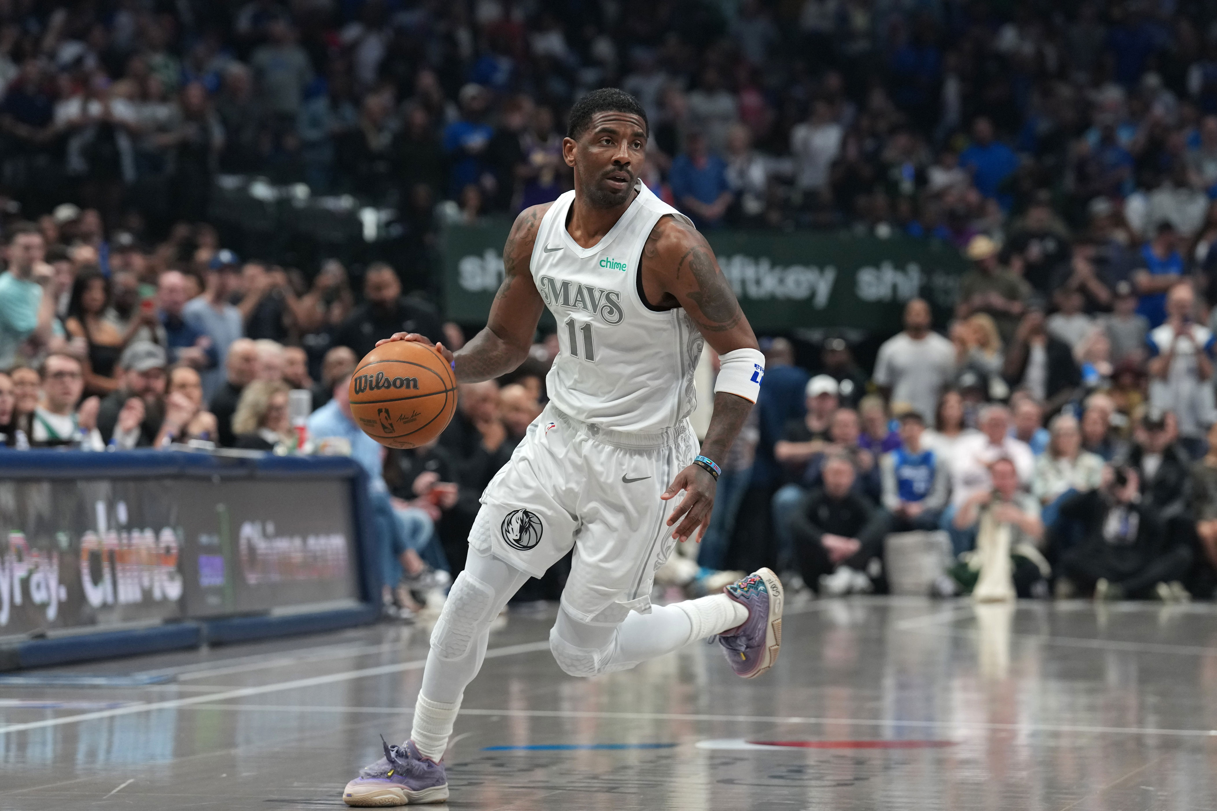 Kyrie Irving trade rumors: Timberwolves, Pistons, Cavs interested?