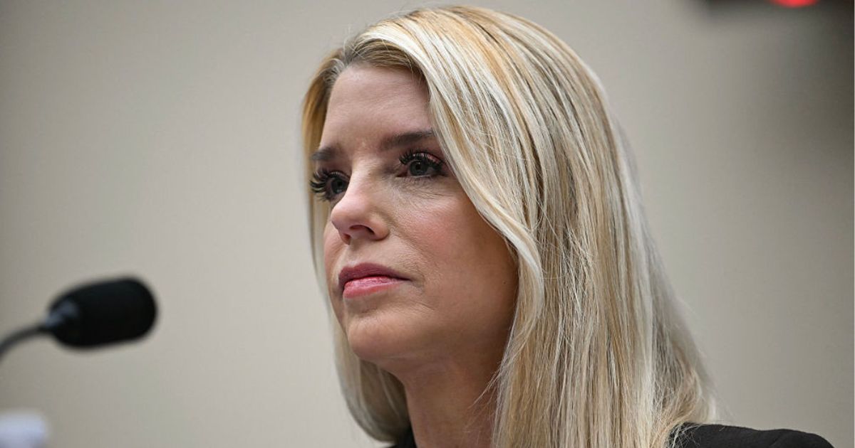 Late breaking: Pam Bondi cancer revealed - diagnosis, treatment began ...