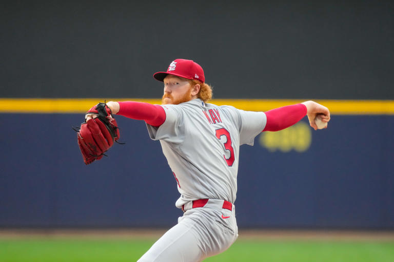 Hitless through seven innings, Brewers rally in eighth to beat ...