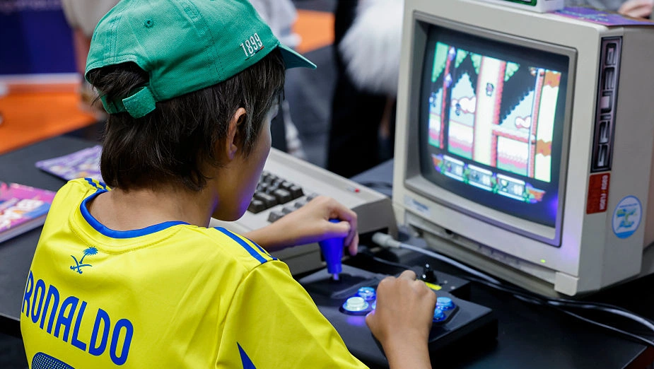 Gen Z fuels retro console boom as modern gaming frustrates