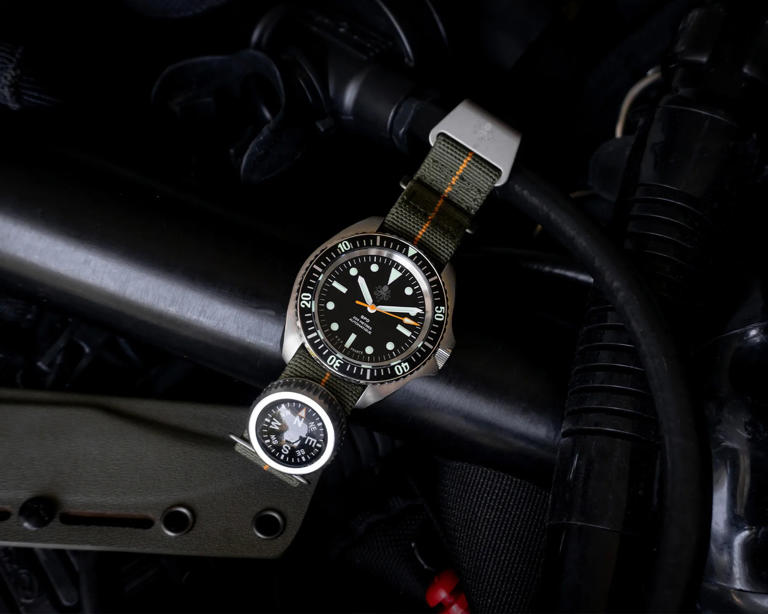 A renowned tactical brand’s affordable new dive watch has deep military ...