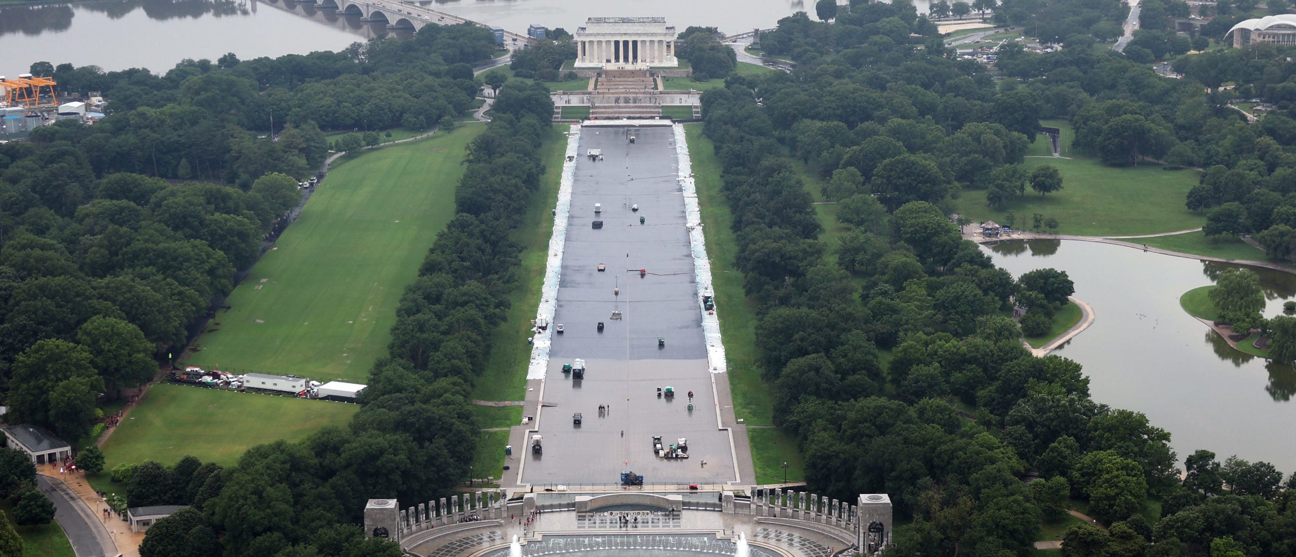 Pool expert admits Trump’s National Mall paint job will actually look ...