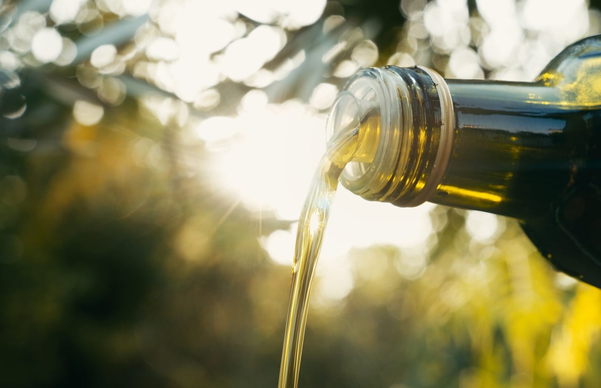 Can you drink a shot of olive oil daily without throwing up? Wait, no ...