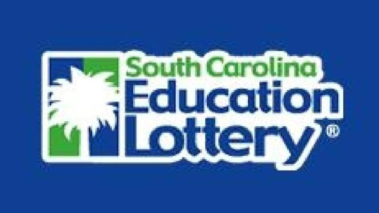 Georgetown lottery player wins jackpot, shares prize