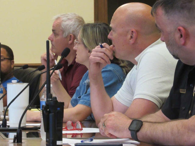 Alton weighs taking over management of federal development funds from ...