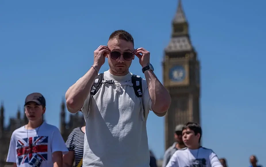 Record UK heatwave to give way to storms and flooding risk