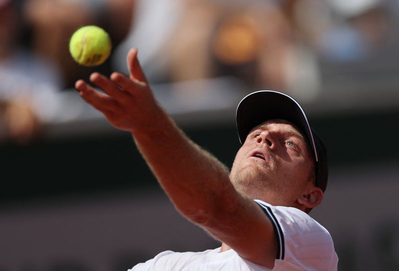 Tennis-Davidovich Fokina left stunned as coach quits by text message ...