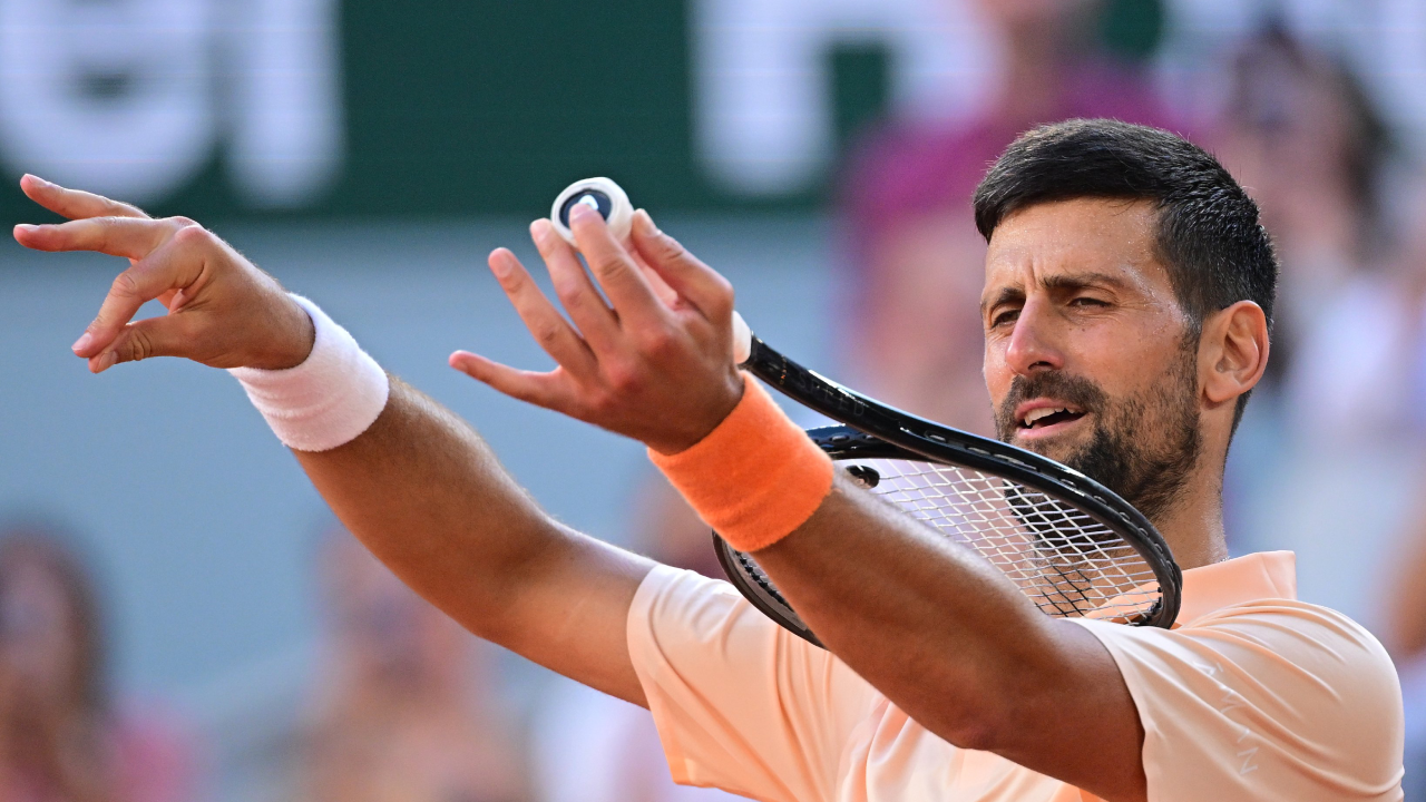Djokovic breaks Federer's world record; becomes first player in history ...