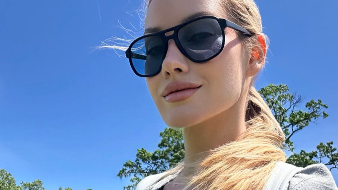 Paige Spiranac mesmerizes golf fans with her driving range drill