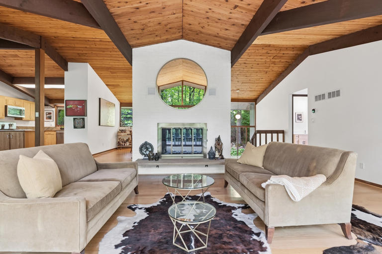Cool listing: This Reston home feels like a tree house