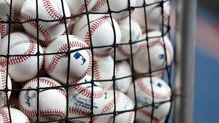 MLBPA makes first move to avoid 2027 MLB work stoppage
