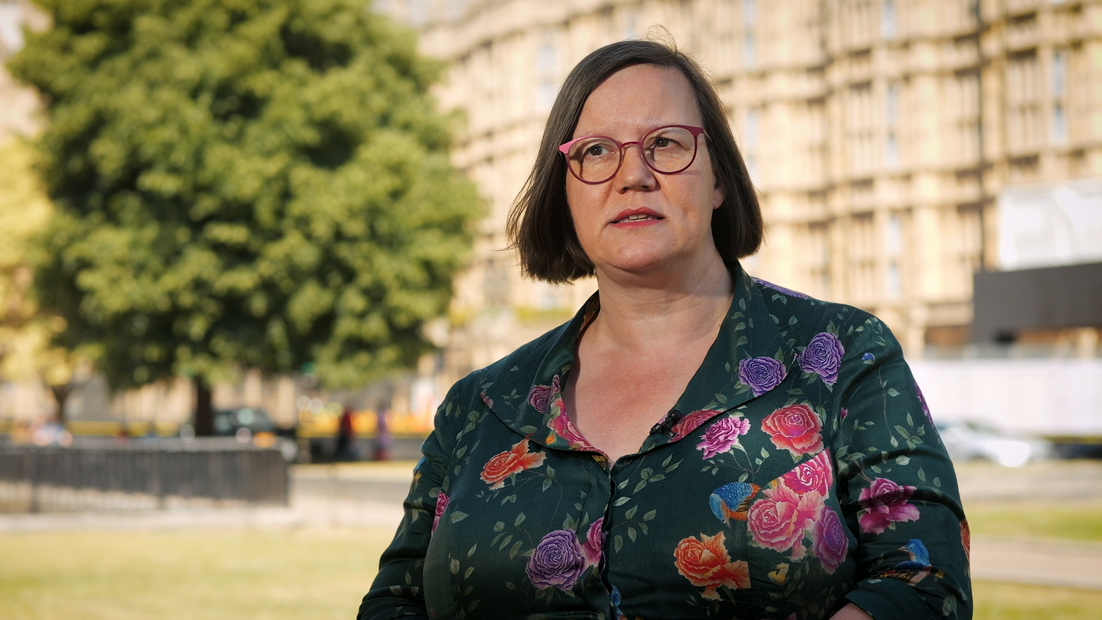 Students 'misled' over university loans, says top committee chair