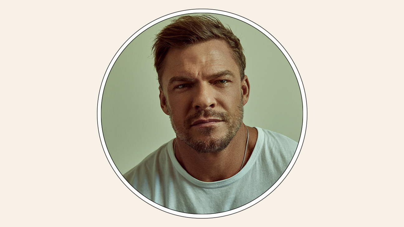 'Reacher' star Alan Ritchson signs Amazon MGM deal