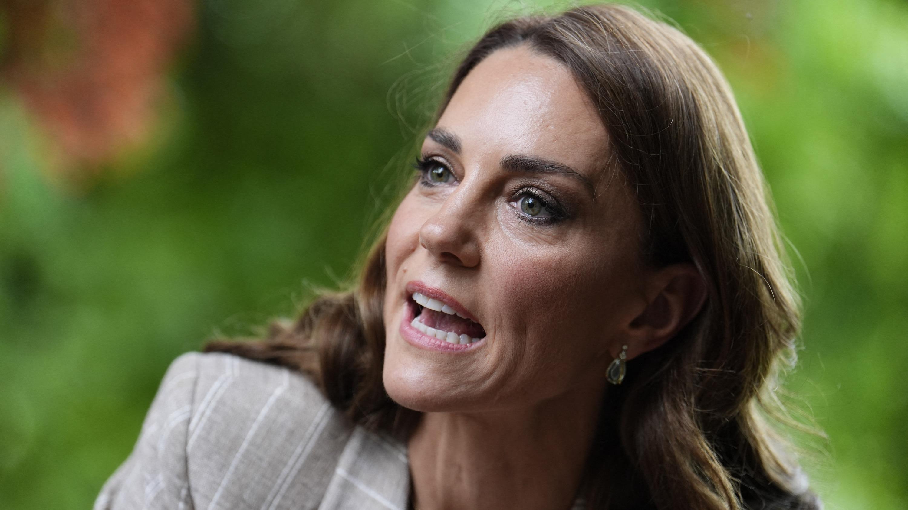 Kate Middleton fâchée contre Harry et Meghan : ce comportement qui l’a ...