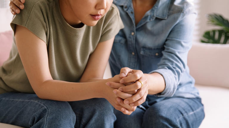 17 relationship green flags experts say actually matter long-term