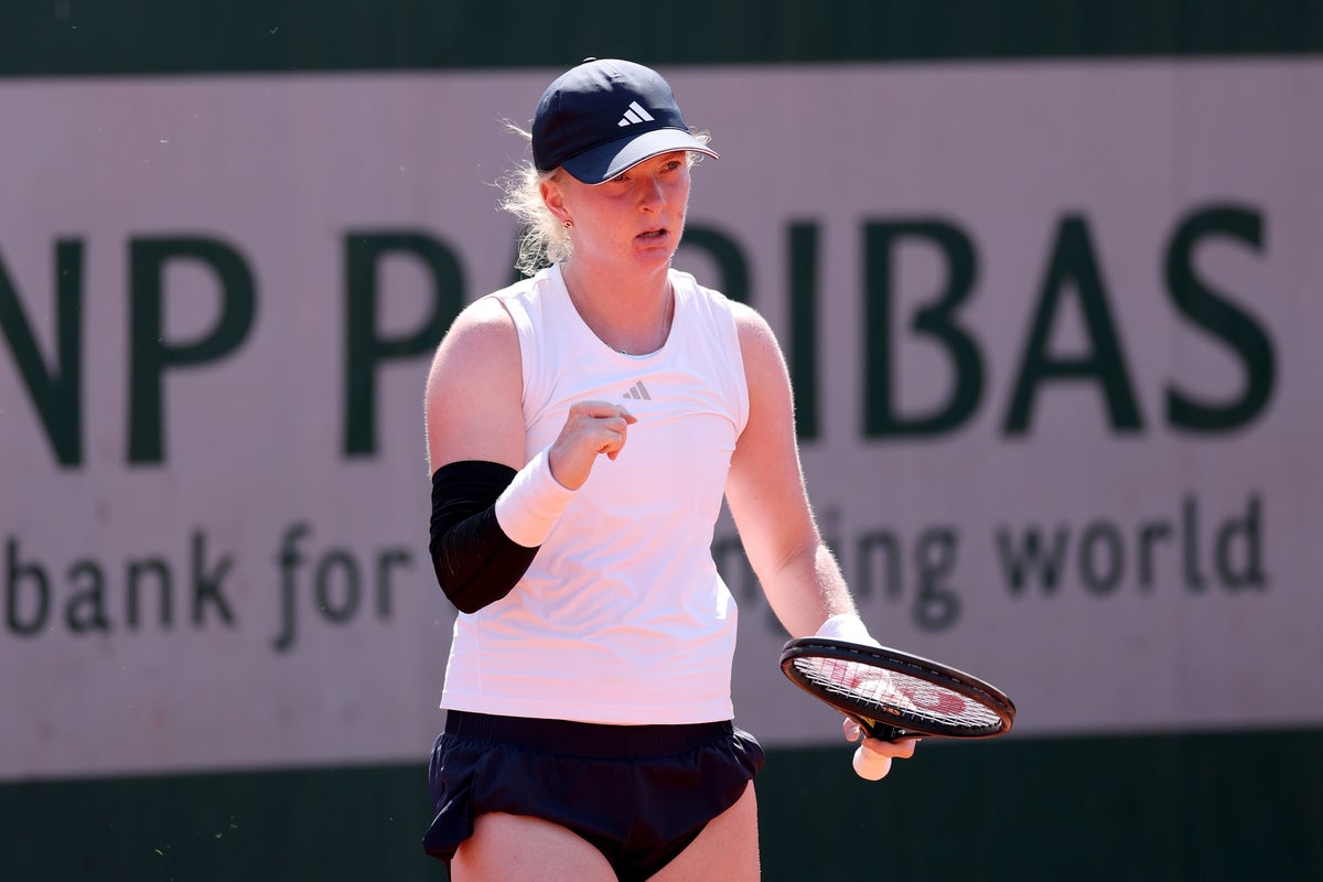 Jones exits French Open as second-round fightback falls short