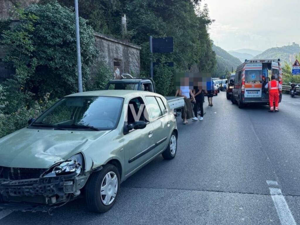 Finale, scontro auto-moto sulla strada provinciale del Melogno: un ...