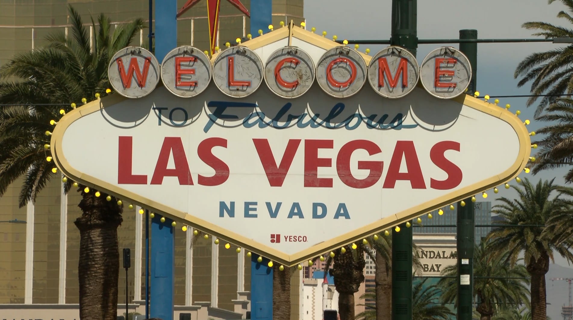 Las Vegas sign to glow purple for Alzheimer’s awareness