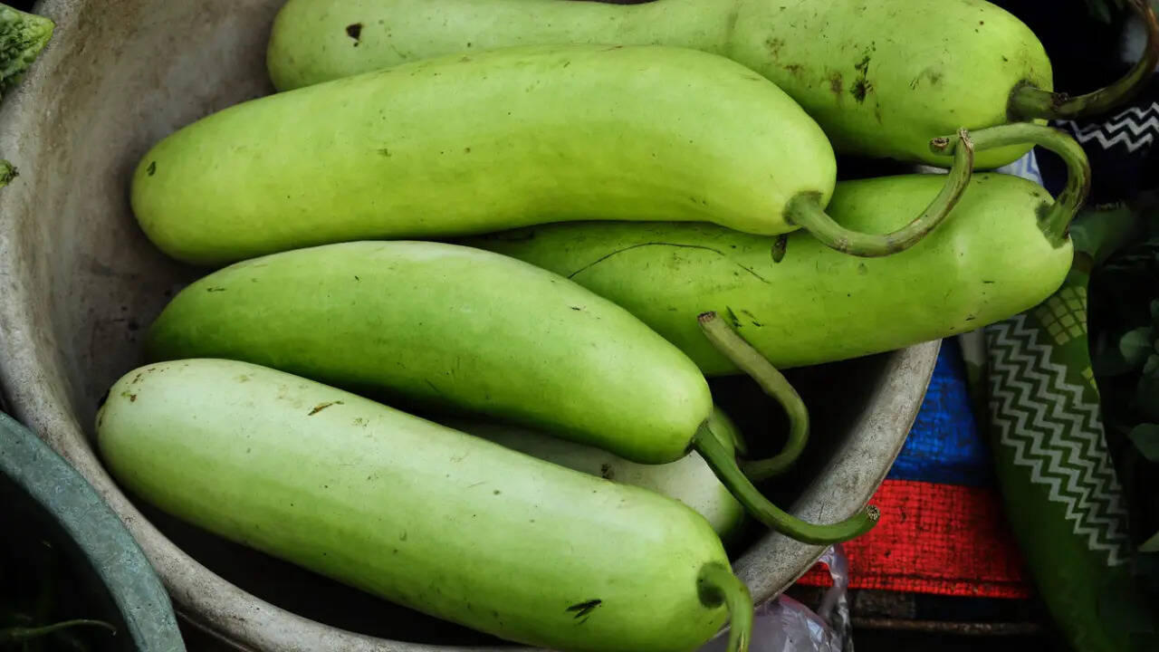Bhindi to lauki: Why we remove the crown of these 7 everyday vegetables