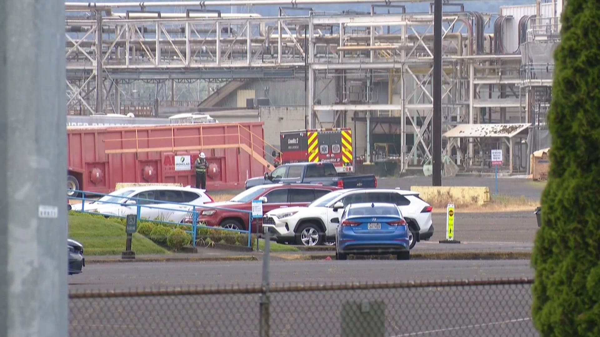 At least one person killed, nine missing in Longview paper mill implosion