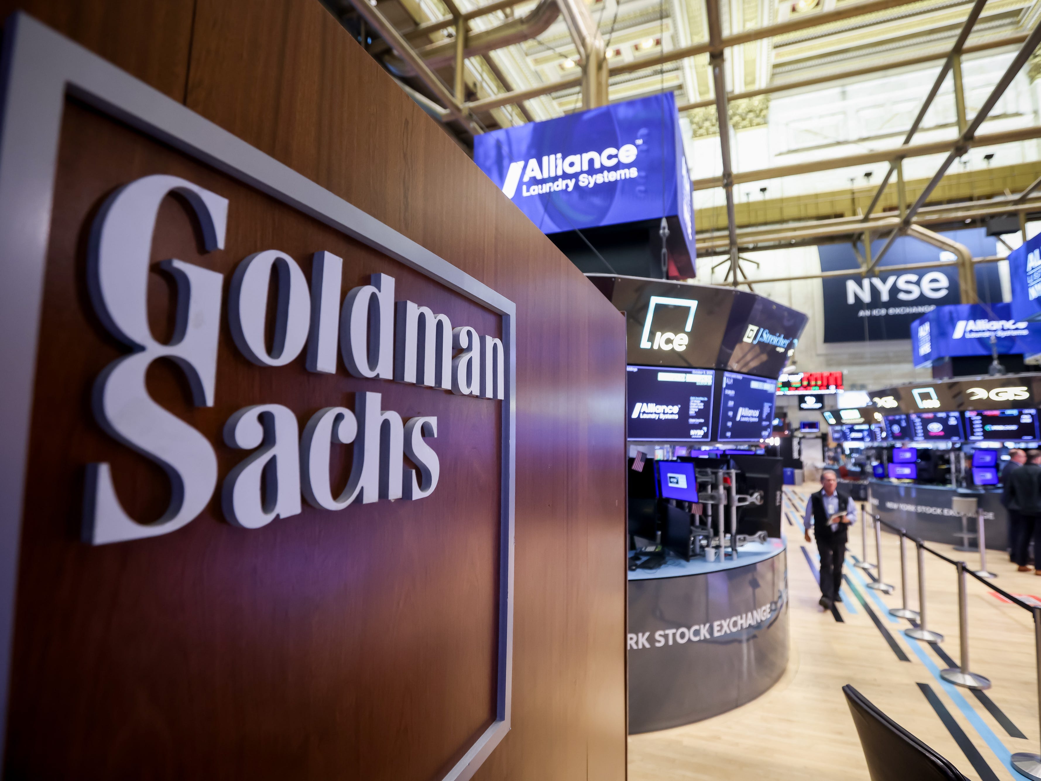 Goldman pumps up its S&P 500 price target to 8,000 for the year as it ...