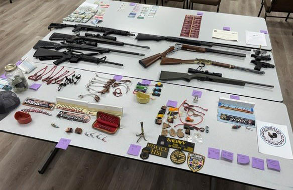 Police arrest 3, seize nearly 500 birds in alleged Nevada cockfighting ...